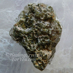 Epidote Meaning & Use: Improves Relationships, Stimulates Prosperity